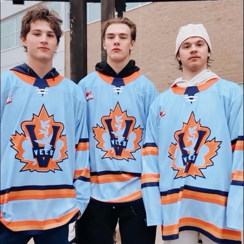 Penticton Vees 2025-26 Jerseys